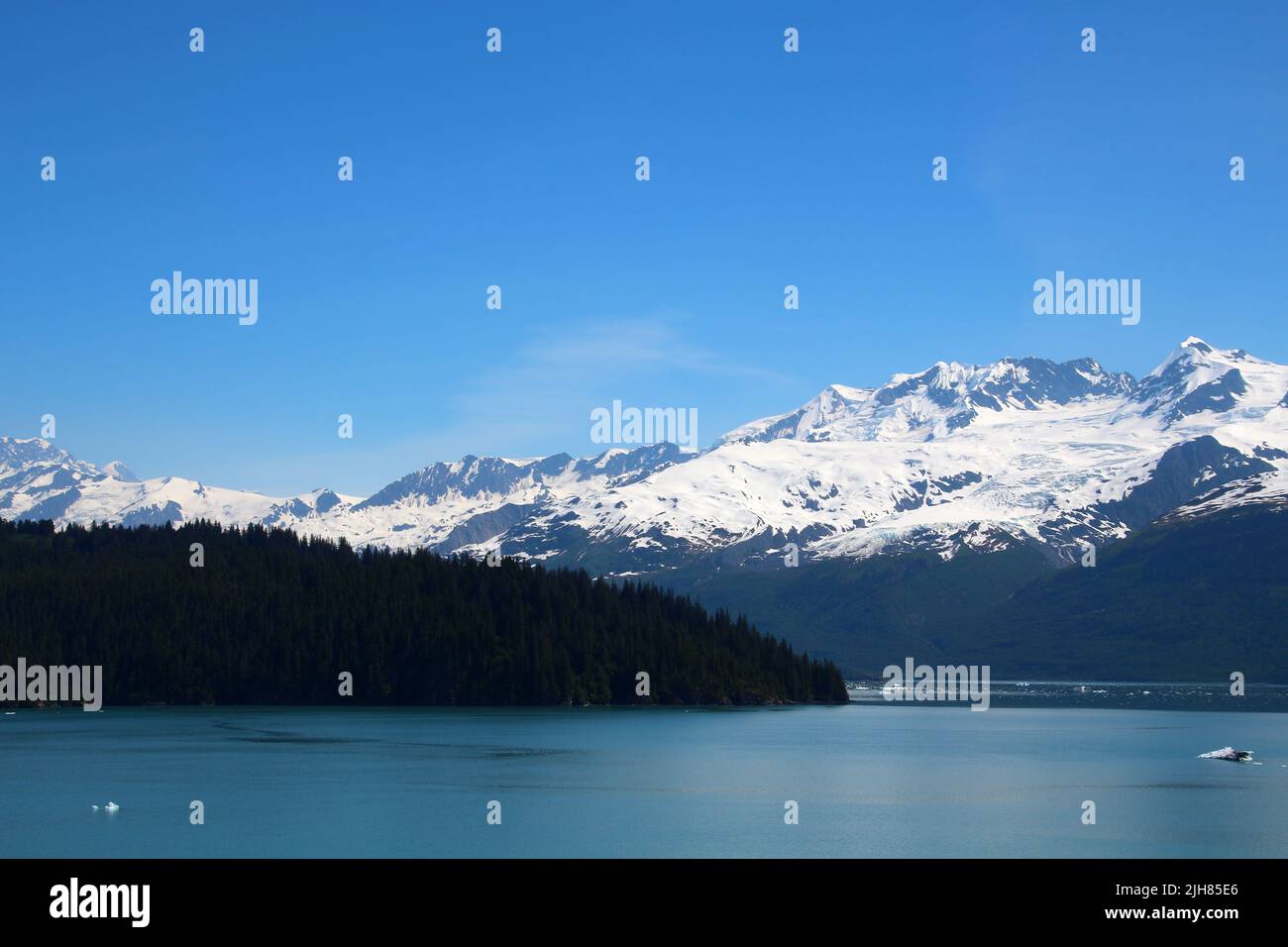 Mountain range in the College Fjord, Alaska Stock Photo - Alamy