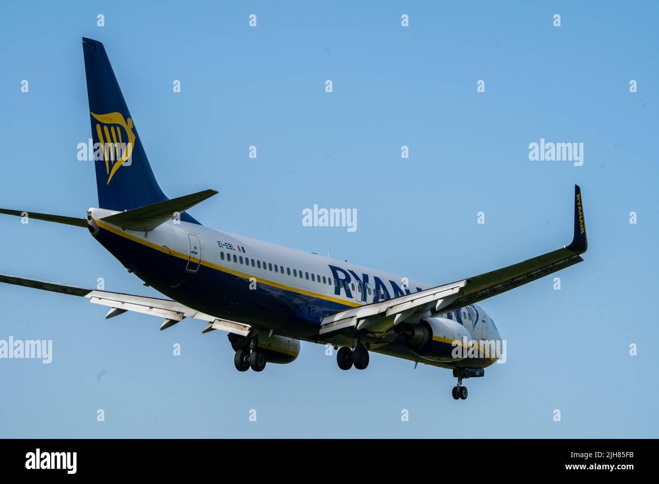 Ryanair Early Morning Landing At Bournemouth Airport Stock Photo - Alamy