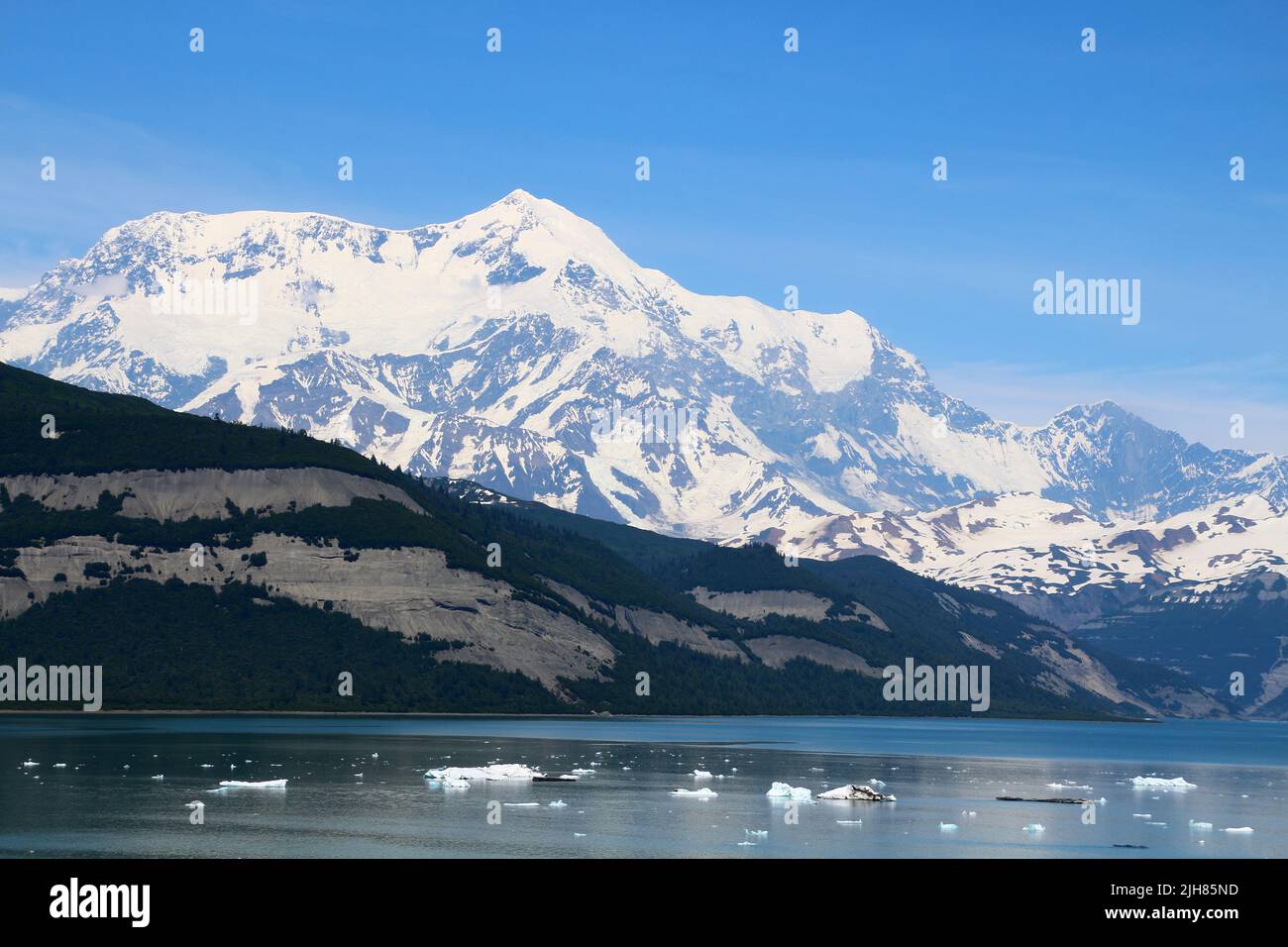 Mount Saint Elias in Alaska, the fourth highest mountain in North ...