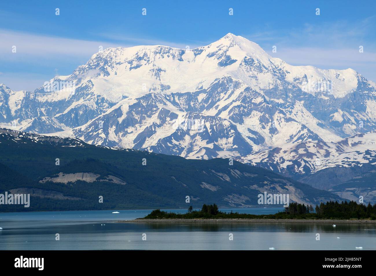 Mount Saint Elias in Alaska, the fourth highest mountain in North ...