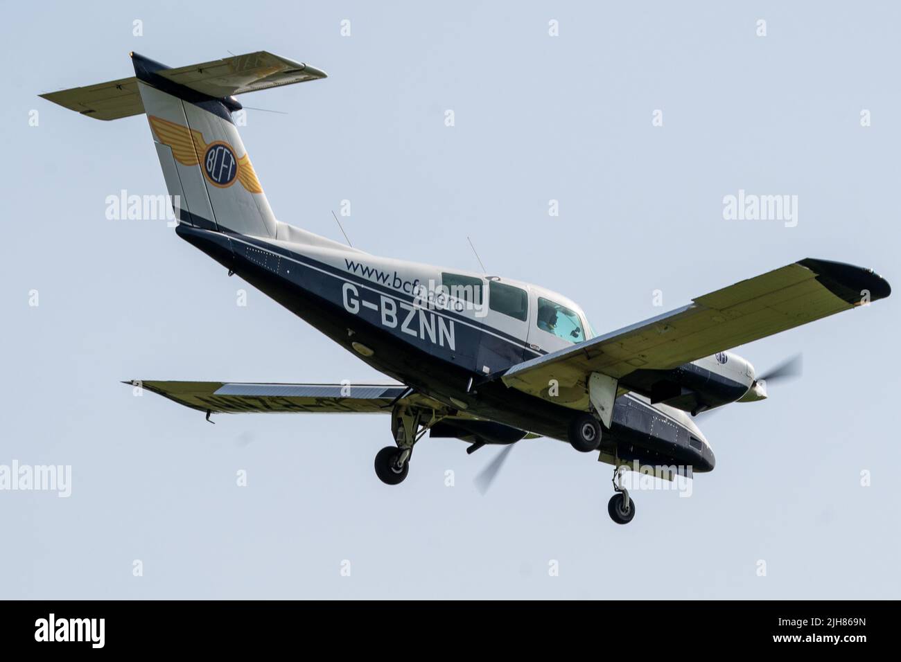 Beech 76 Duchess Landing Runway 26 Bournemouth Airport Stock Photo - Alamy
