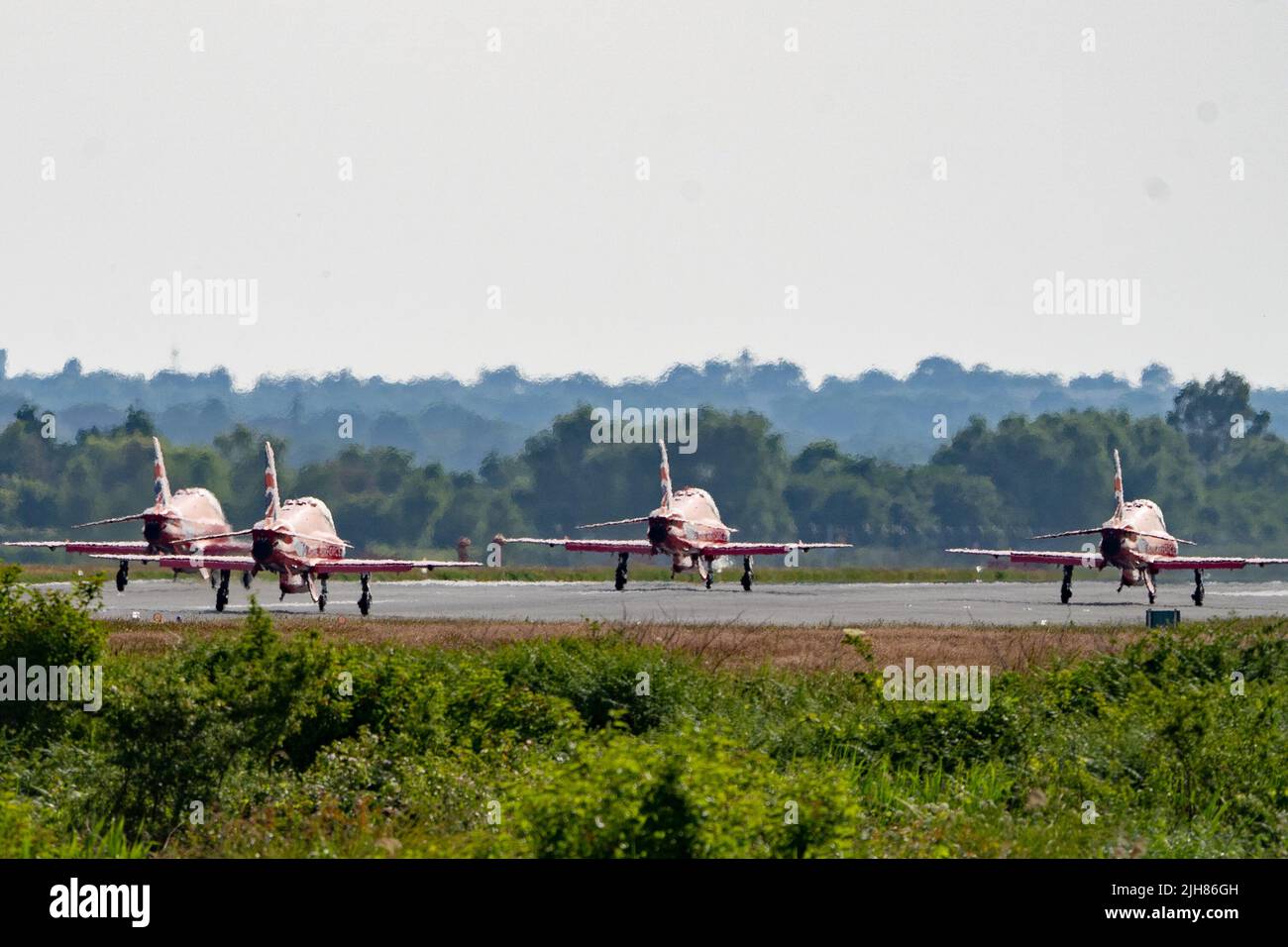 Red Arrows Lining Up Runway 26 Bournemouth Airport Stock Photo - Alamy