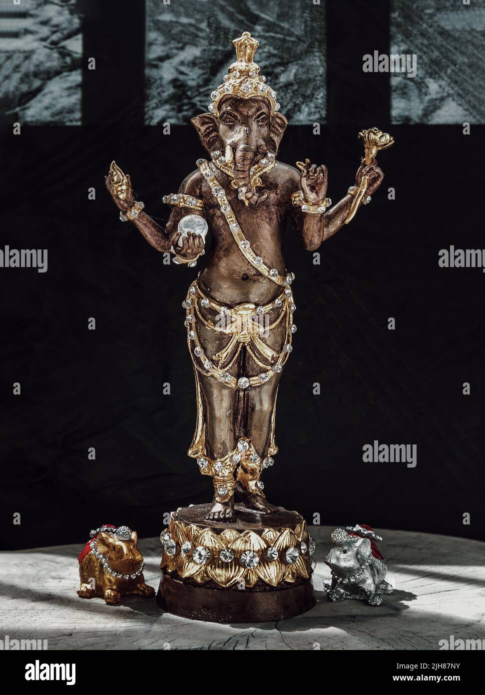 Bronze figurine of Lord ganesha and Mushika statue mouse (Rat of Lord ...