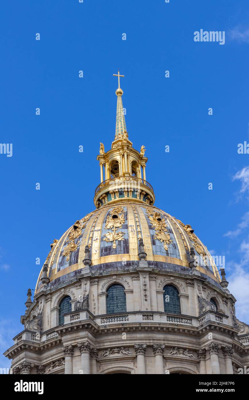 The golden dome of Les Invalides in Paris, France Stock Photo - Alamy
