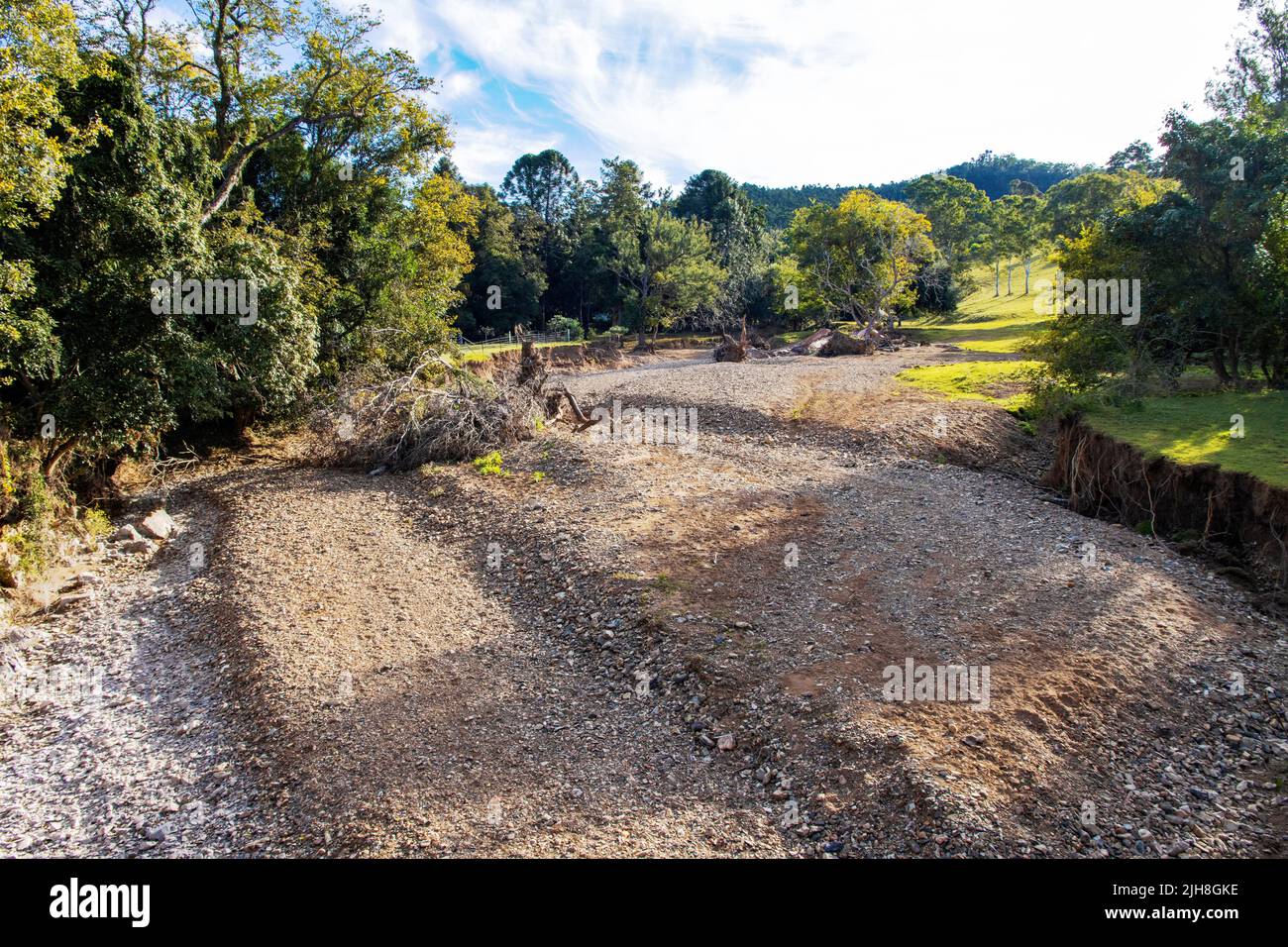 The dry riverbed in Queensland, Australia Stock Photo - Alamy