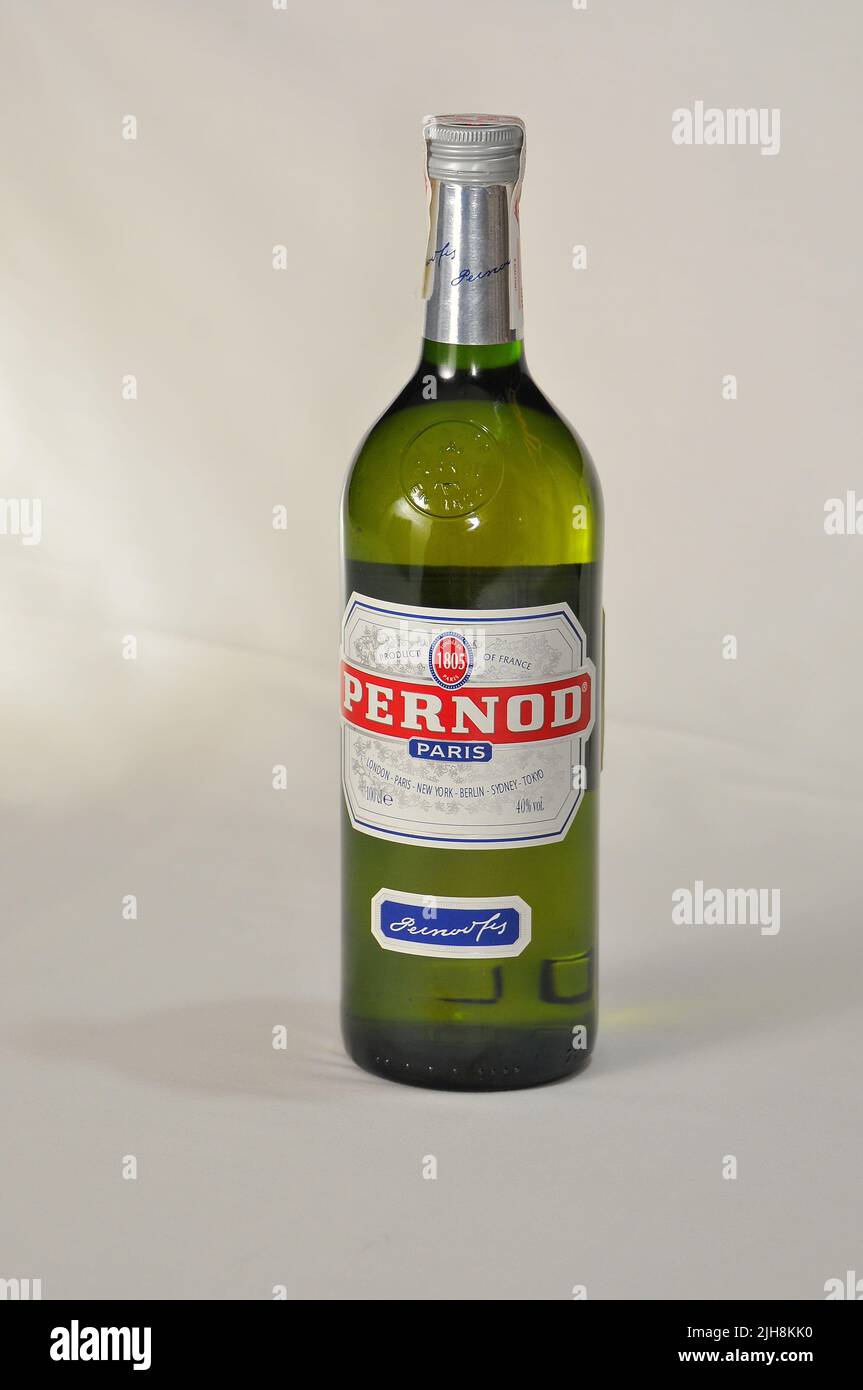 Pernod bottle hi-res stock photography and images - Alamy