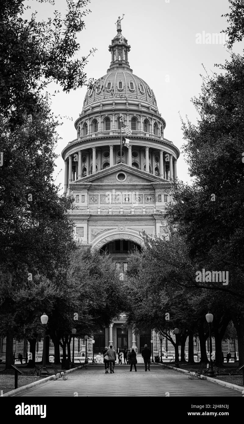 Tx vertical Black and White Stock Photos & Images - Alamy