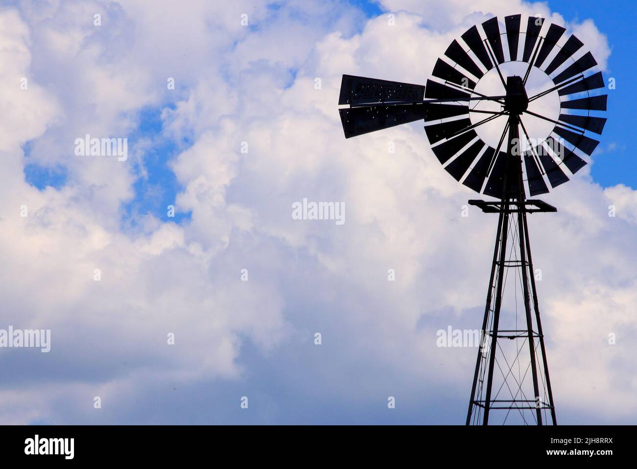 Galvanized windmill hi-res stock photography and images - Alamy