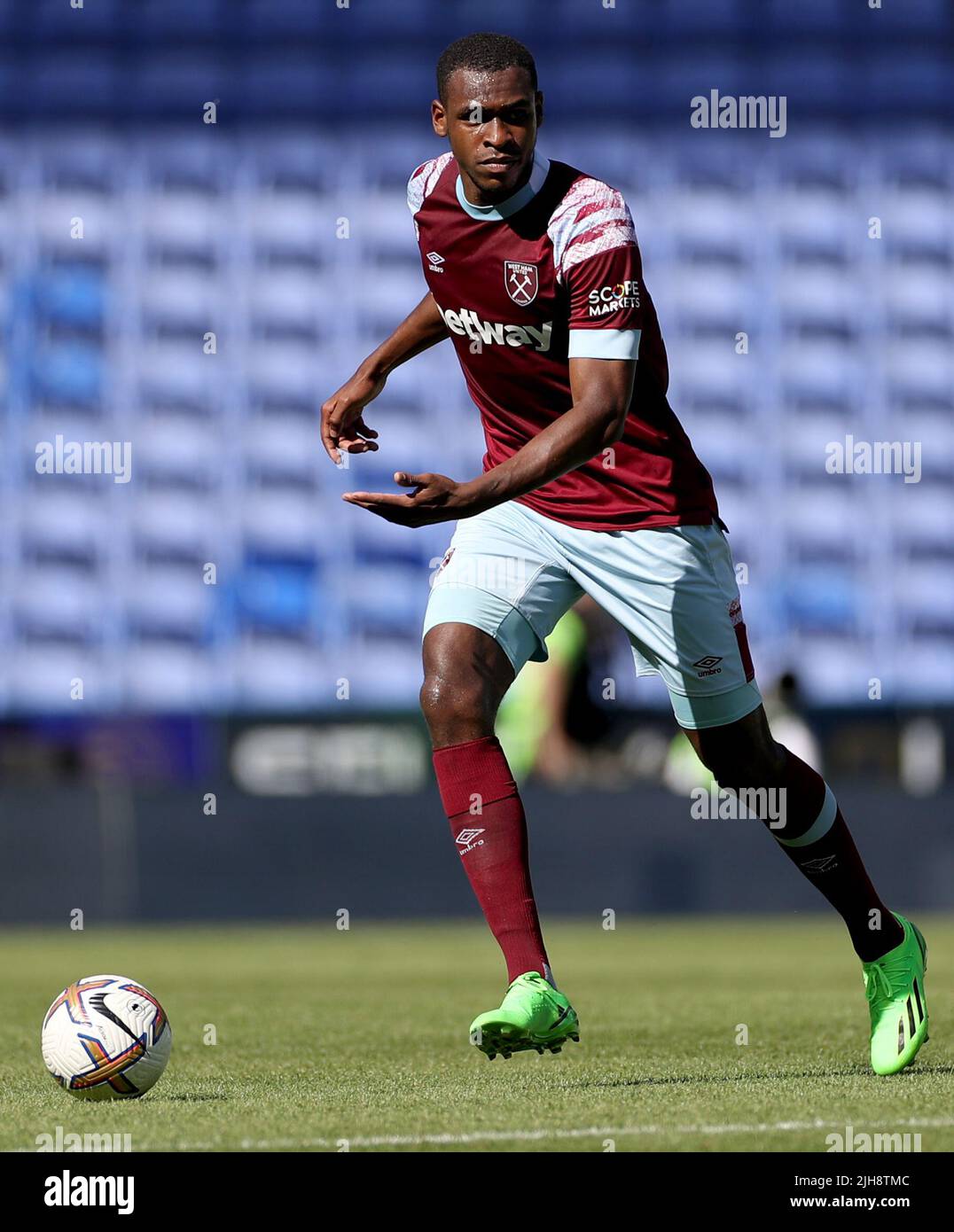 Issa diop action hi-res stock photography and images - Alamy