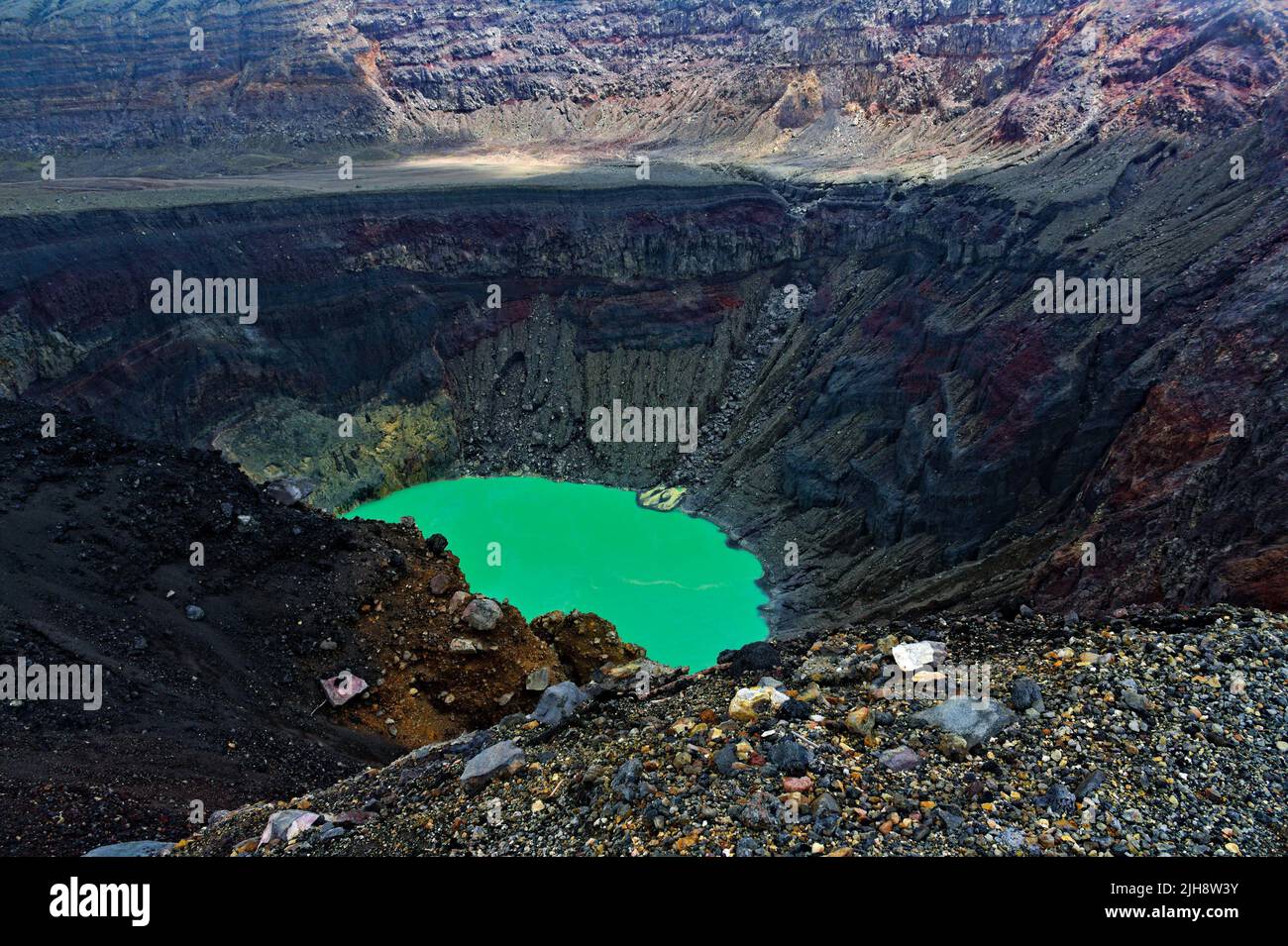 A mesmerizing landscape view of the Santa Ana volcano in El Salvador ...