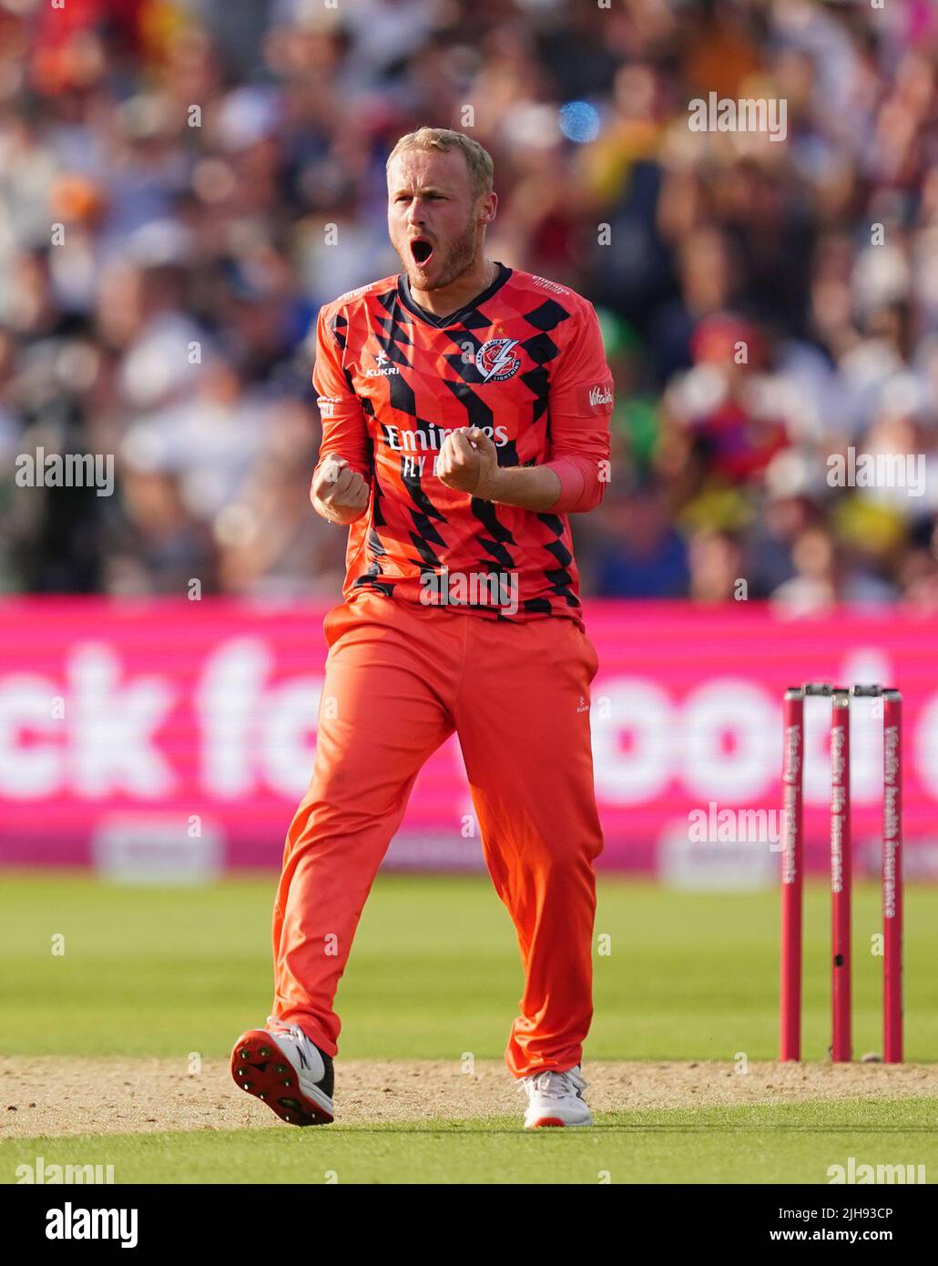 Matt parkinson cricket hi-res stock photography and images - Alamy