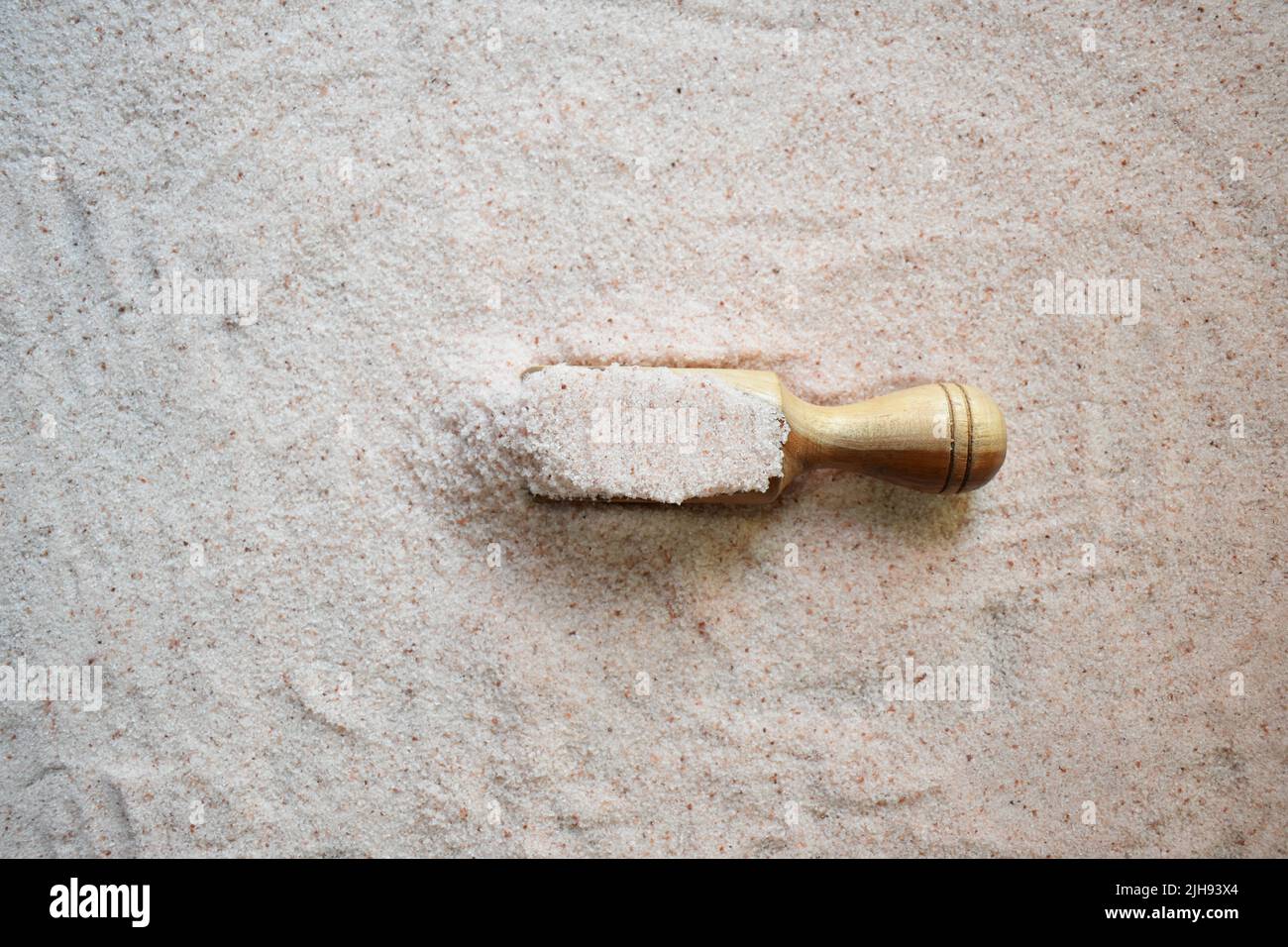Raw organic dried rock salt powder Stock Photo - Alamy