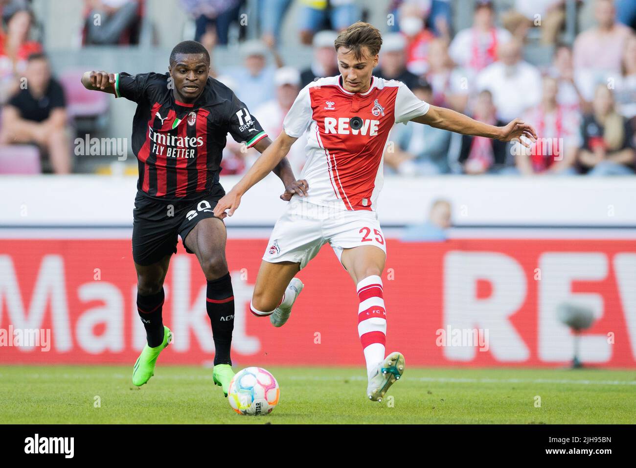 Bodycam soccer hi-res stock photography and images - Alamy