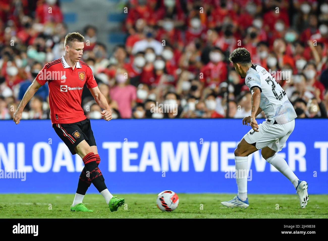 Scott McTominay of Manchester United and Luis Diaz of Liverpool seen in ...