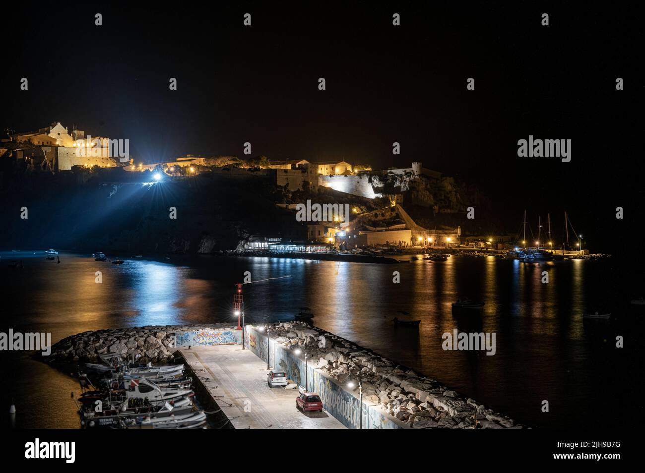 Tremiti islands diving hi-res stock photography and images - Alamy