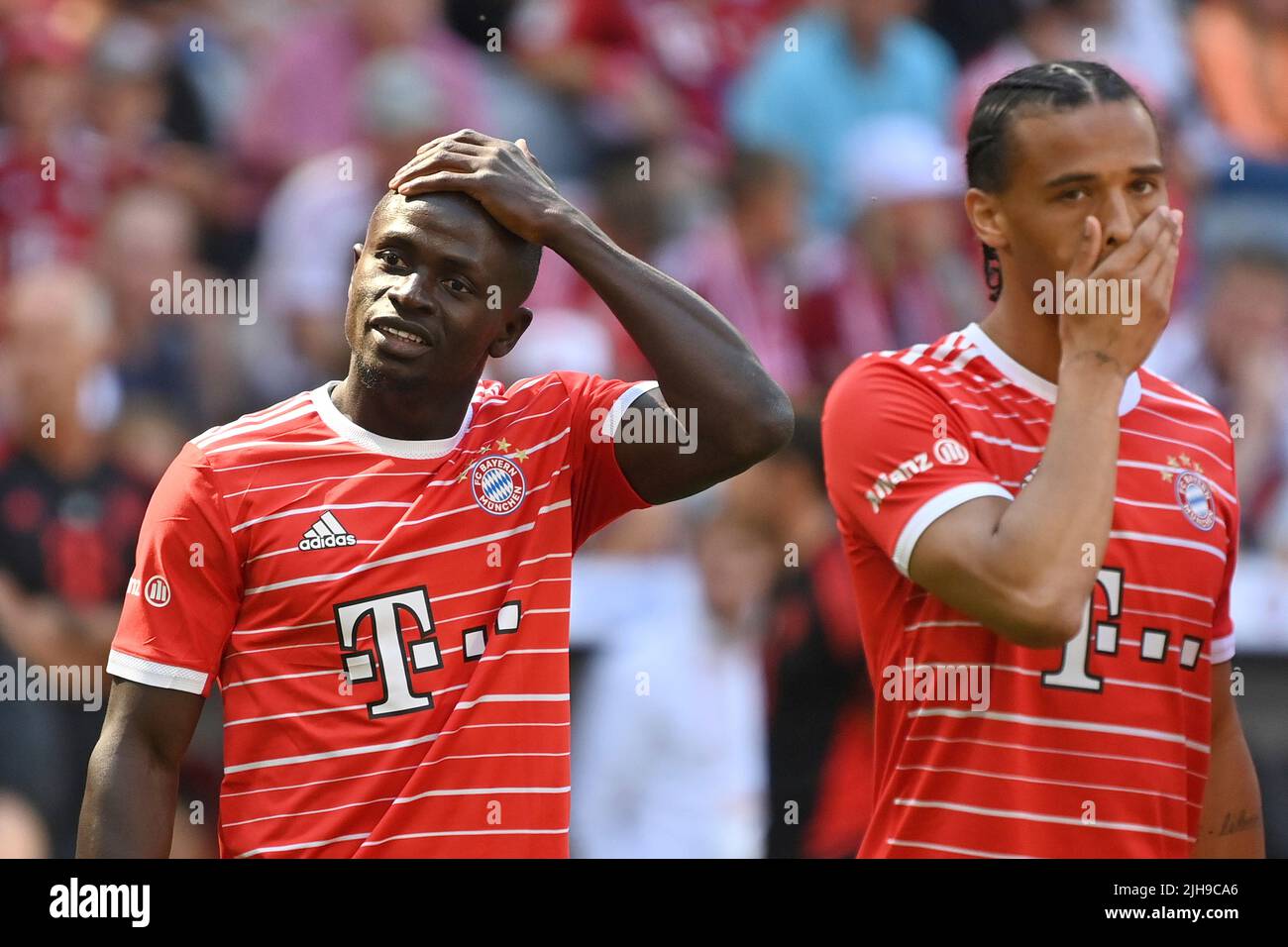Munich, Deutschland. 16th July, 2022. From left: Sadio MANE (FC Bayern ...