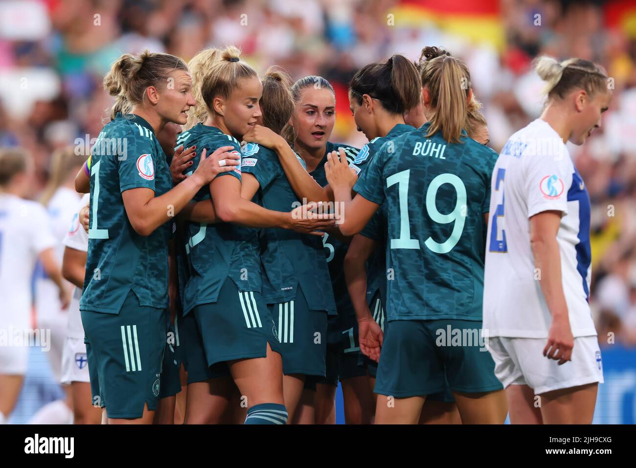 16th July 2022, Stadium MK, Milton Keynes, Bucks, England: Womens ...