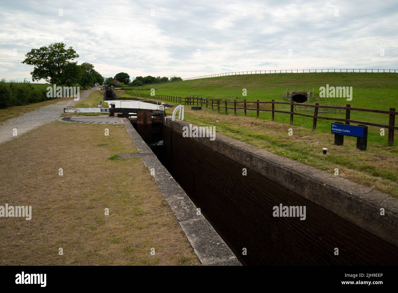 Looking up the Hurleston locks towards the beginning of the Llangollen ...