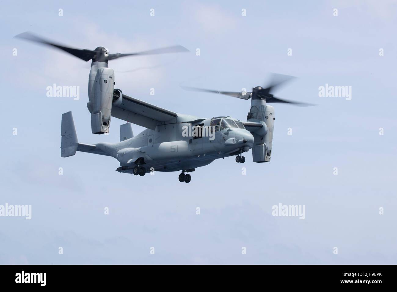 220715-N-XN177-1093 PACIFIC OCEAN (July 15, 2022) – An MV-22 Osprey ...