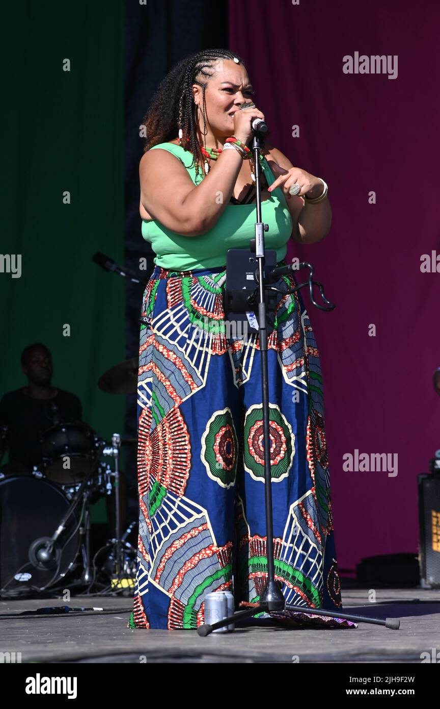 Lara li hi-res stock photography and images - Alamy