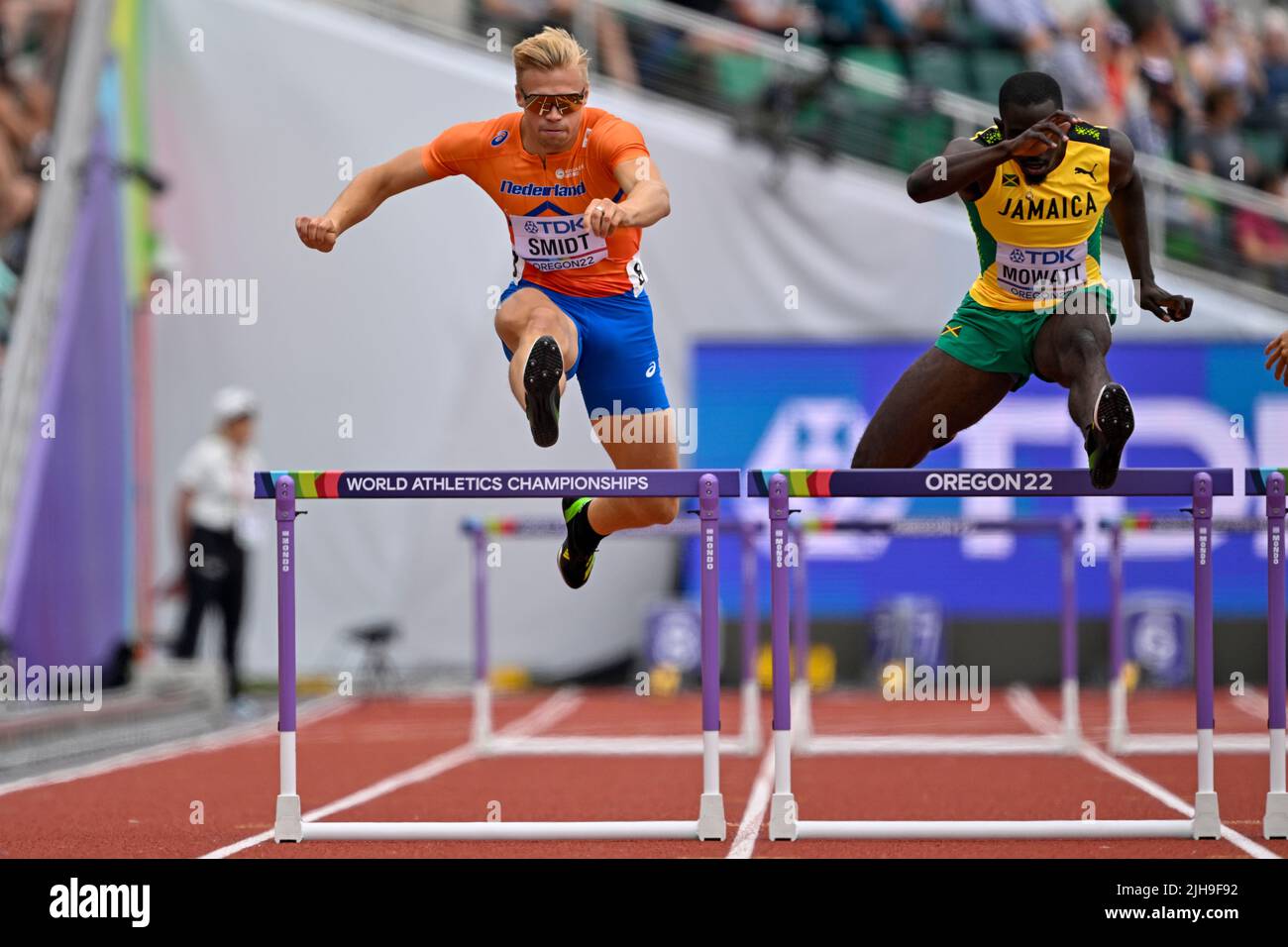 EUGENE, UNITED STATES - JULY 16: Nick Smidt of The Netherlands, Kemar ...