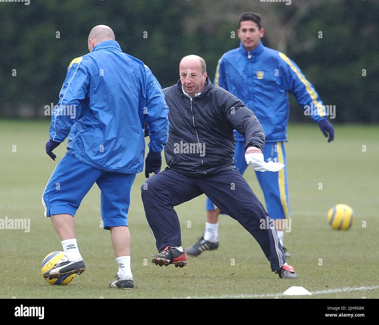 PORTSMOUTH TRAINING 23-2-05 PORTSMOUTH MANAGER VELEMIR ZAJEC PIC MIKE ...