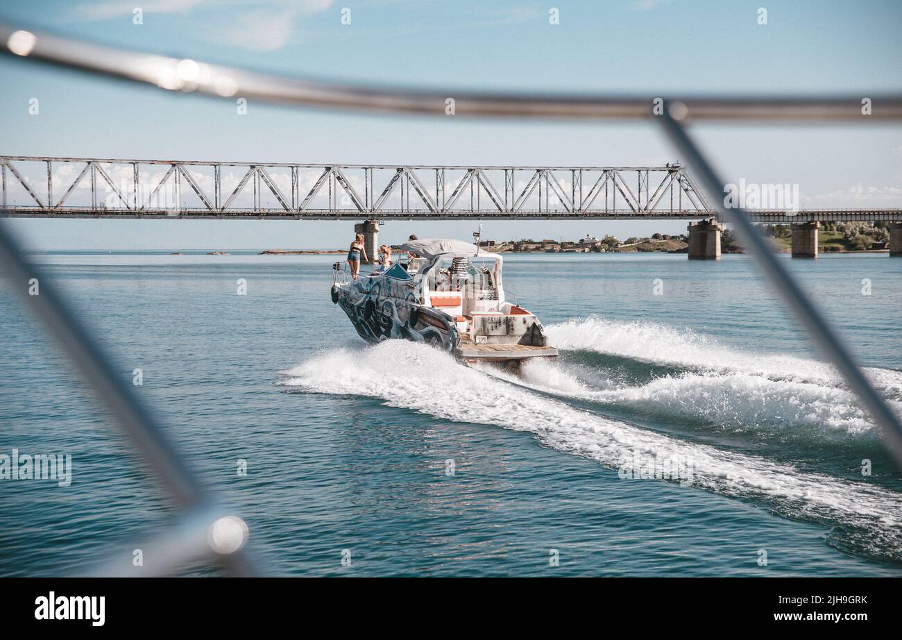 the yacht floats at speed on the water Stock Photo - Alamy
