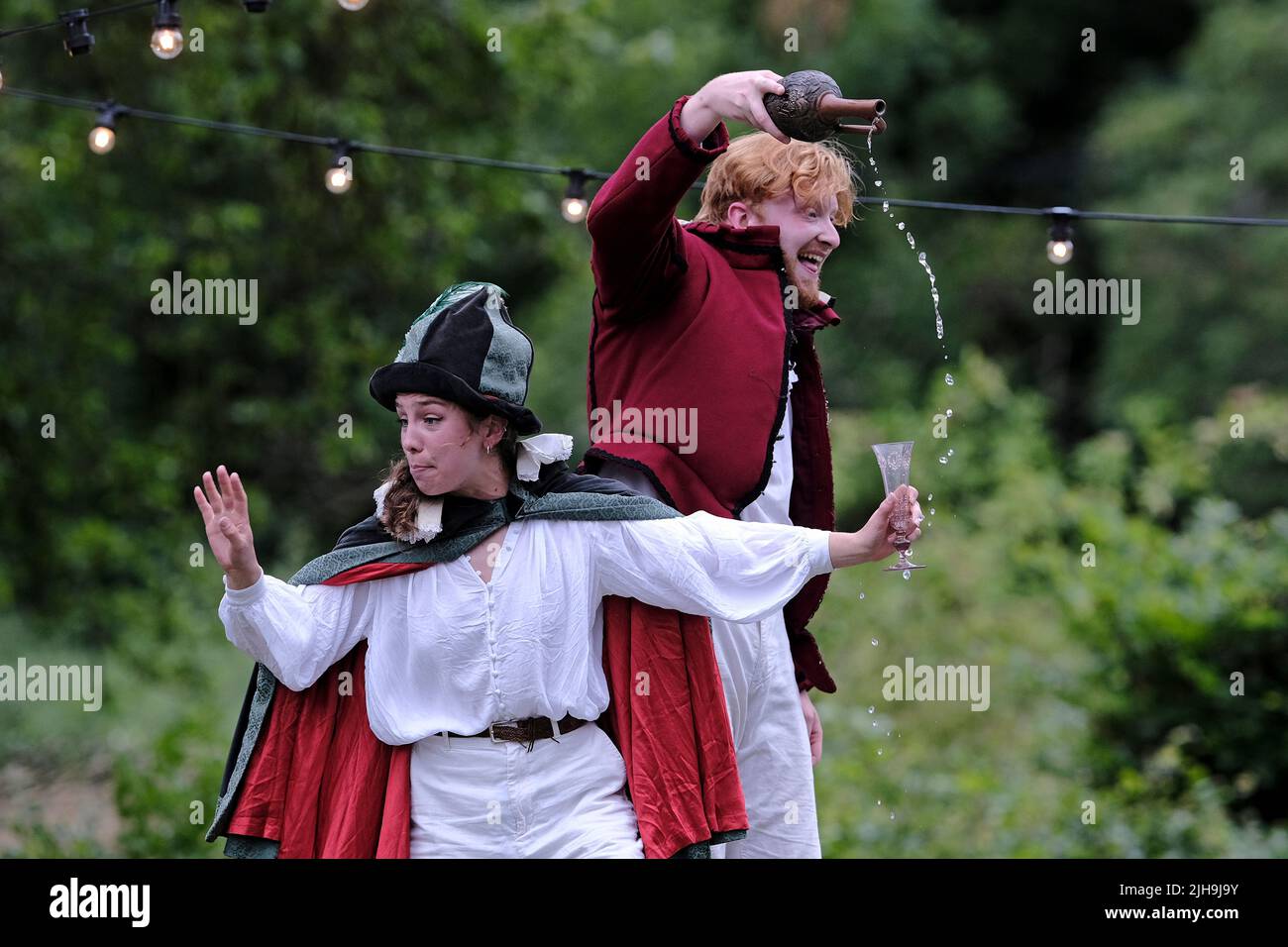 Melrose, UK. , . Outdoor Theatrical performance by Three Inch Fools of ...