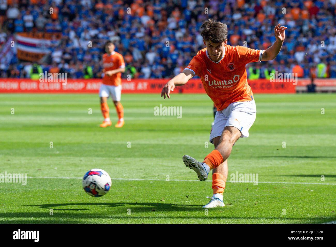 Rob Apter #36 of Blackpool shoots on goal Stock Photo - Alamy