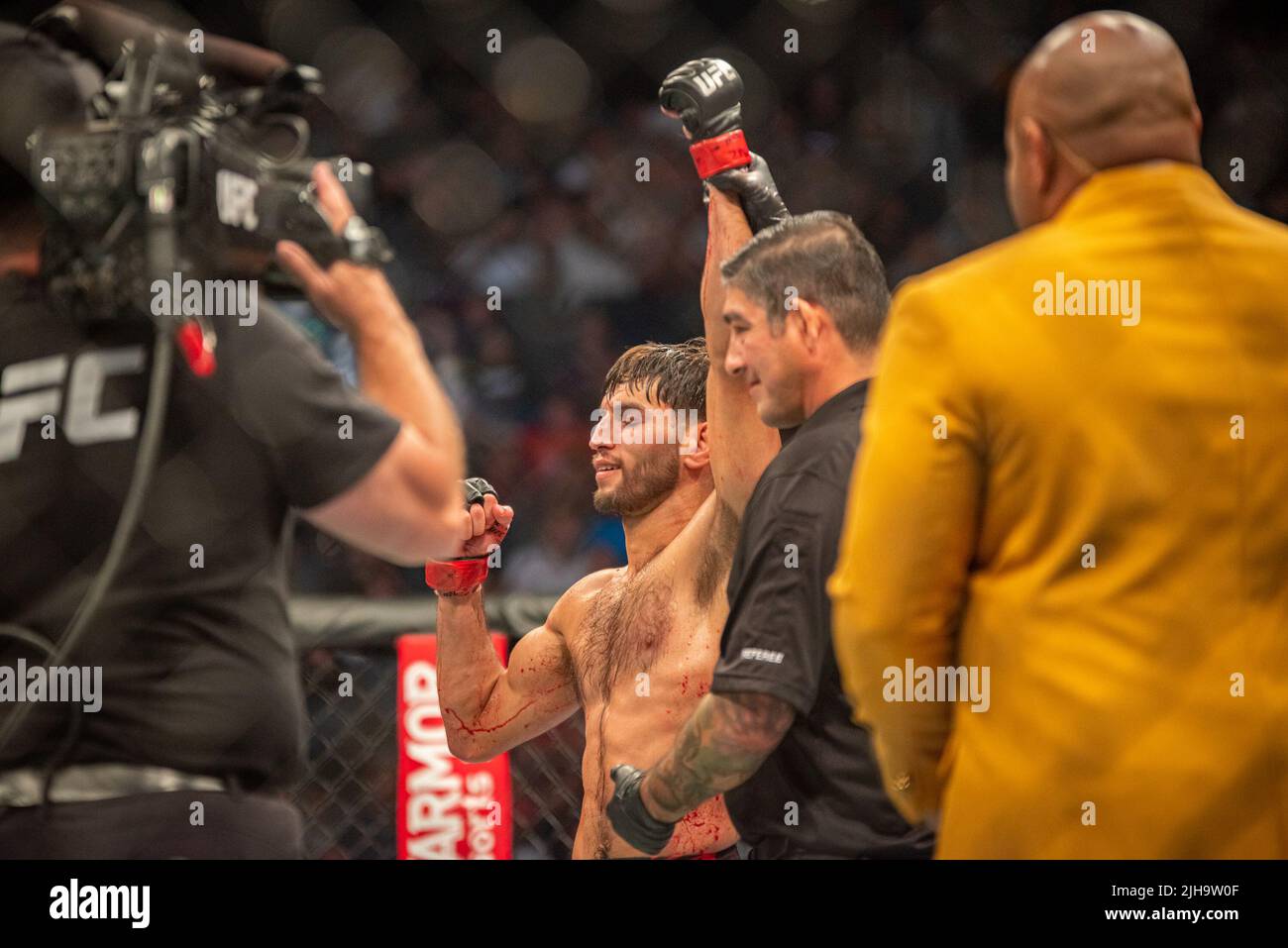 LONG ISLAND, NY - JULY 16: Matthew Christopher Schnell celebrates his ...