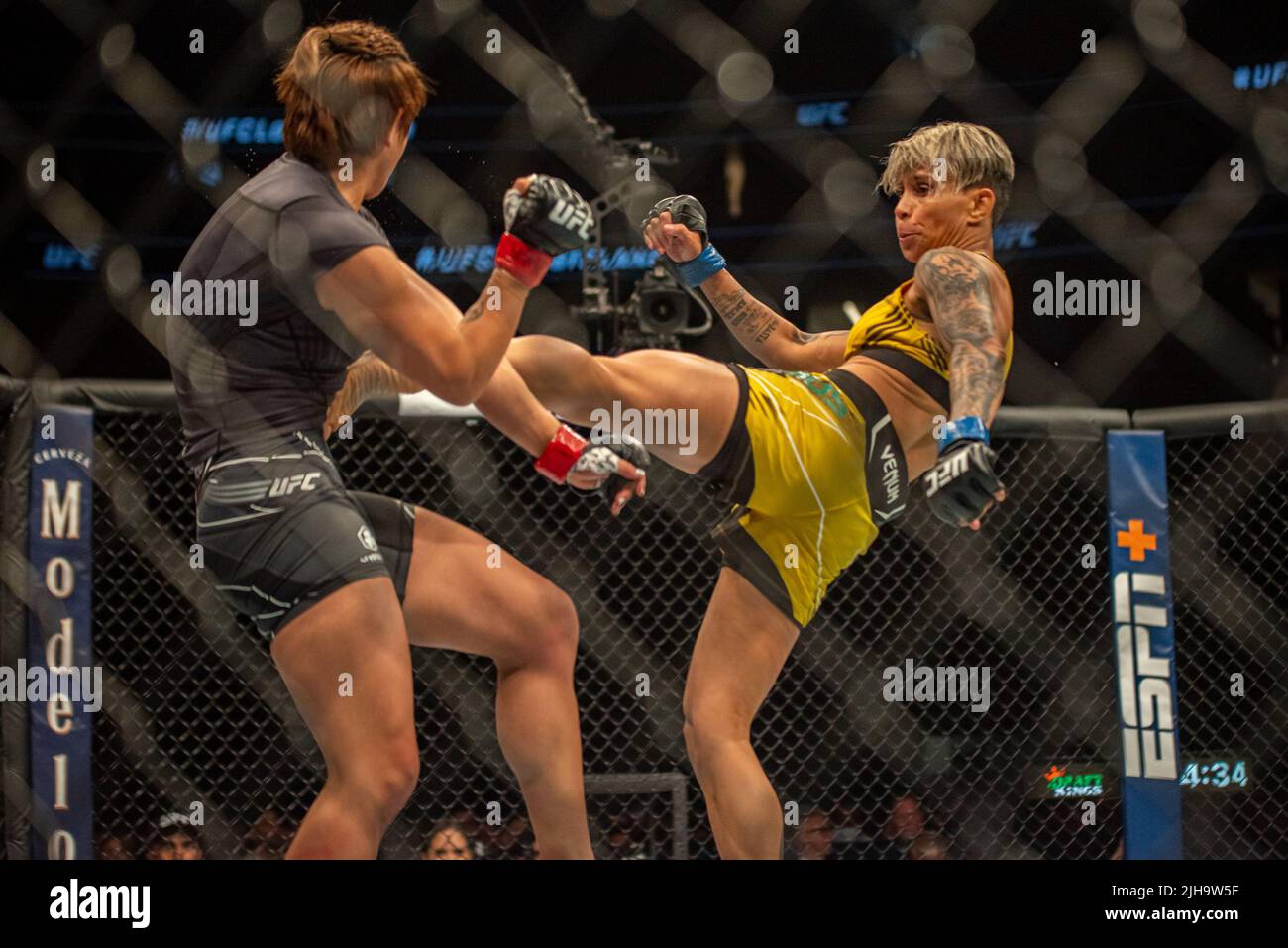 Michelle Waterson 2022