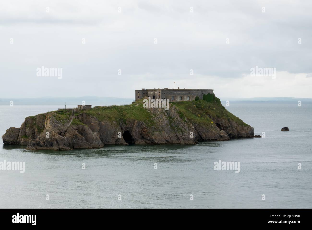 St. Catherine's Island and Fort seen from Tenby, Wales Stock Photo - Alamy