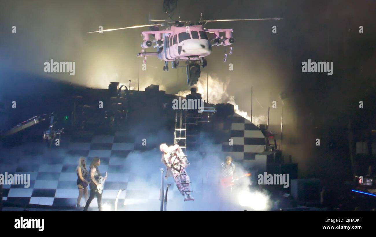 Inglewood, California, USA 13th July 2022 Machine Gun Kelly arriving on ...