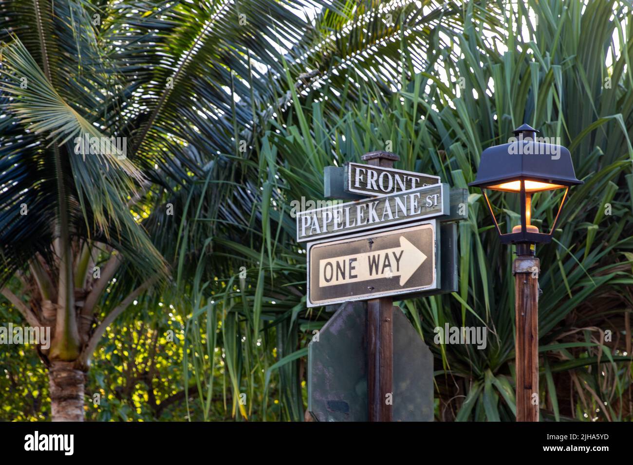 Street signs at the interesction of Front Street and Papelekane Street ...