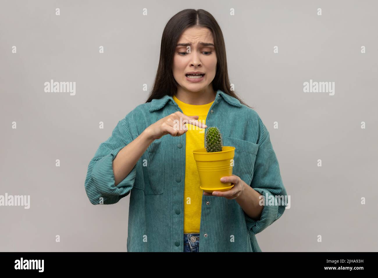 Scared flower hi-res stock photography and images - Alamy