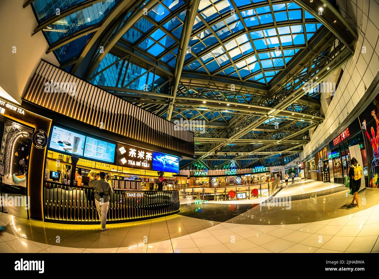 North Atrium of Suntec City mall, Singapore Stock Photo - Alamy