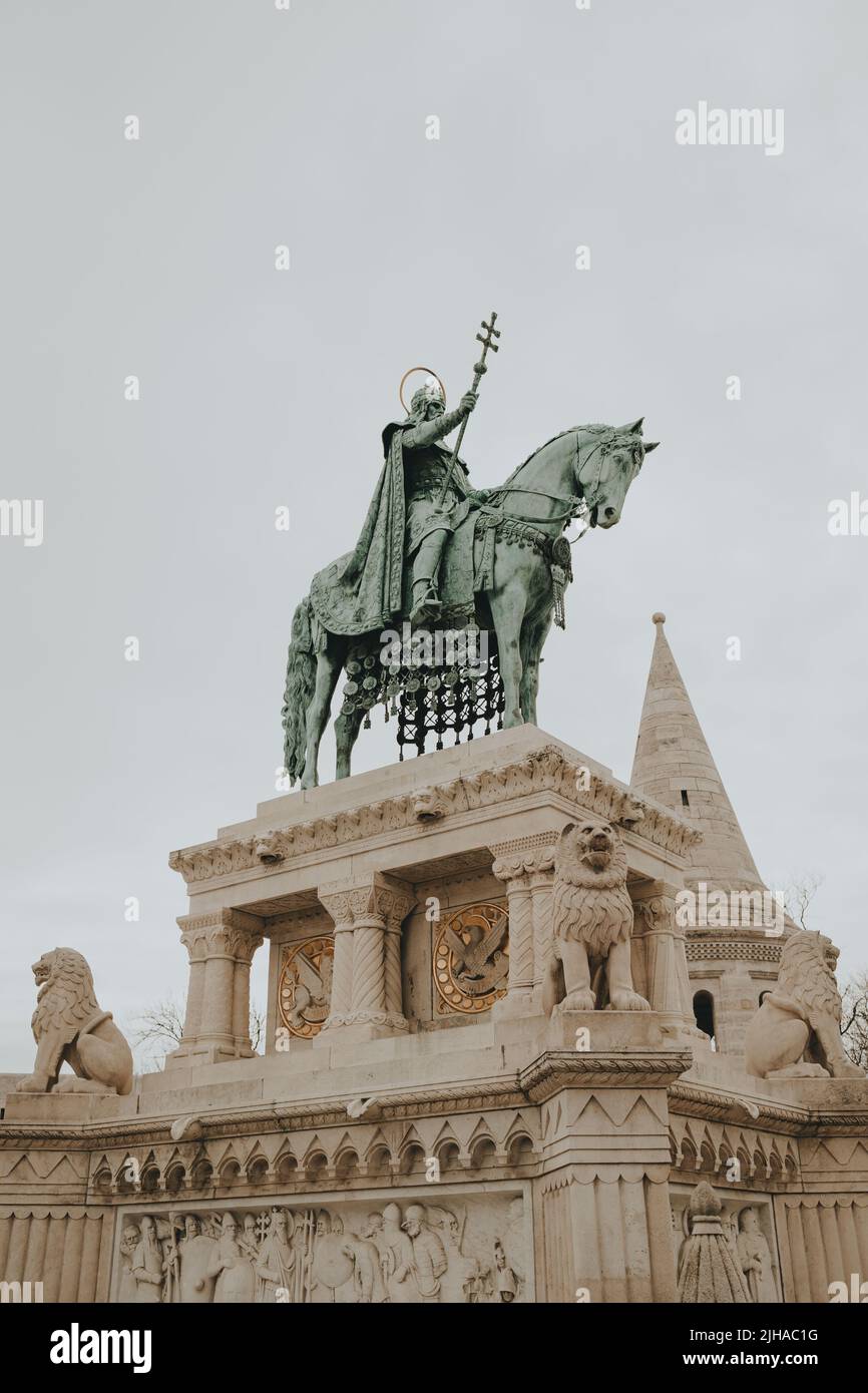 The vertical view of the St. Stephen Statue in Budapest Stock Photo - Alamy