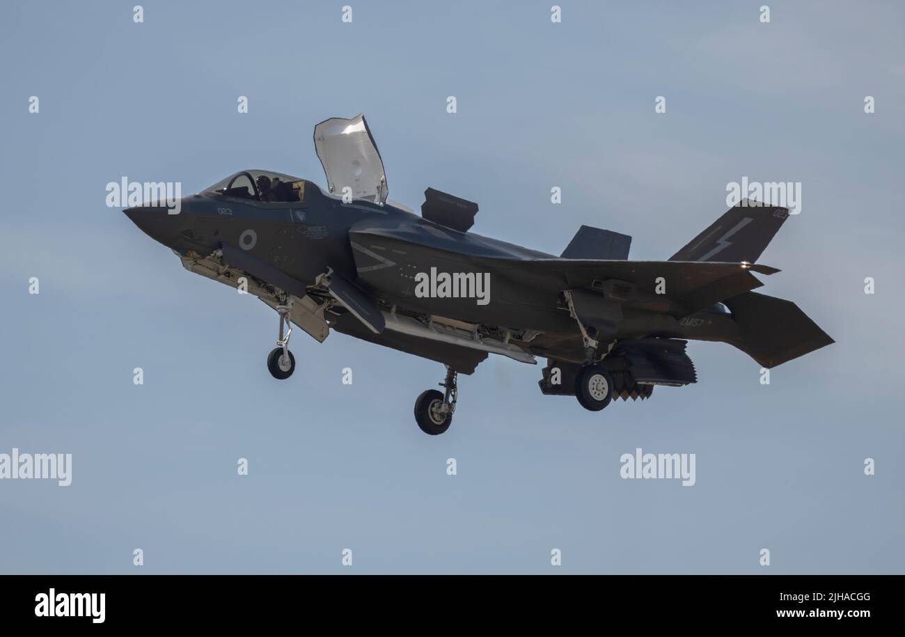 Raf no 617 squadron hi-res stock photography and images - Alamy