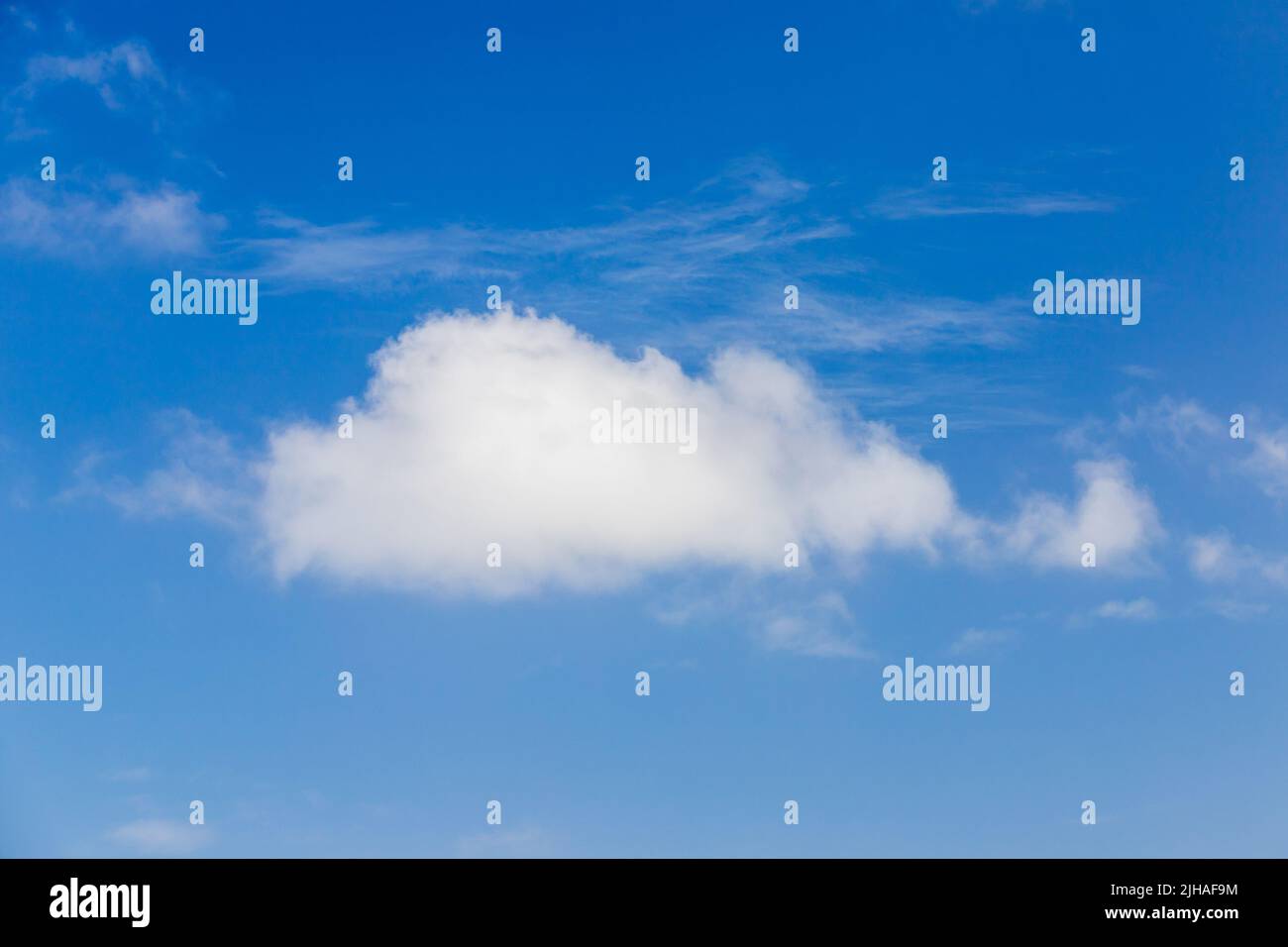 Cloud sky background hi-res stock photography and images - Alamy