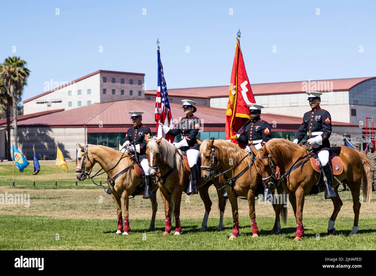 Change command ceremony 1st hi-res stock photography and images - Alamy