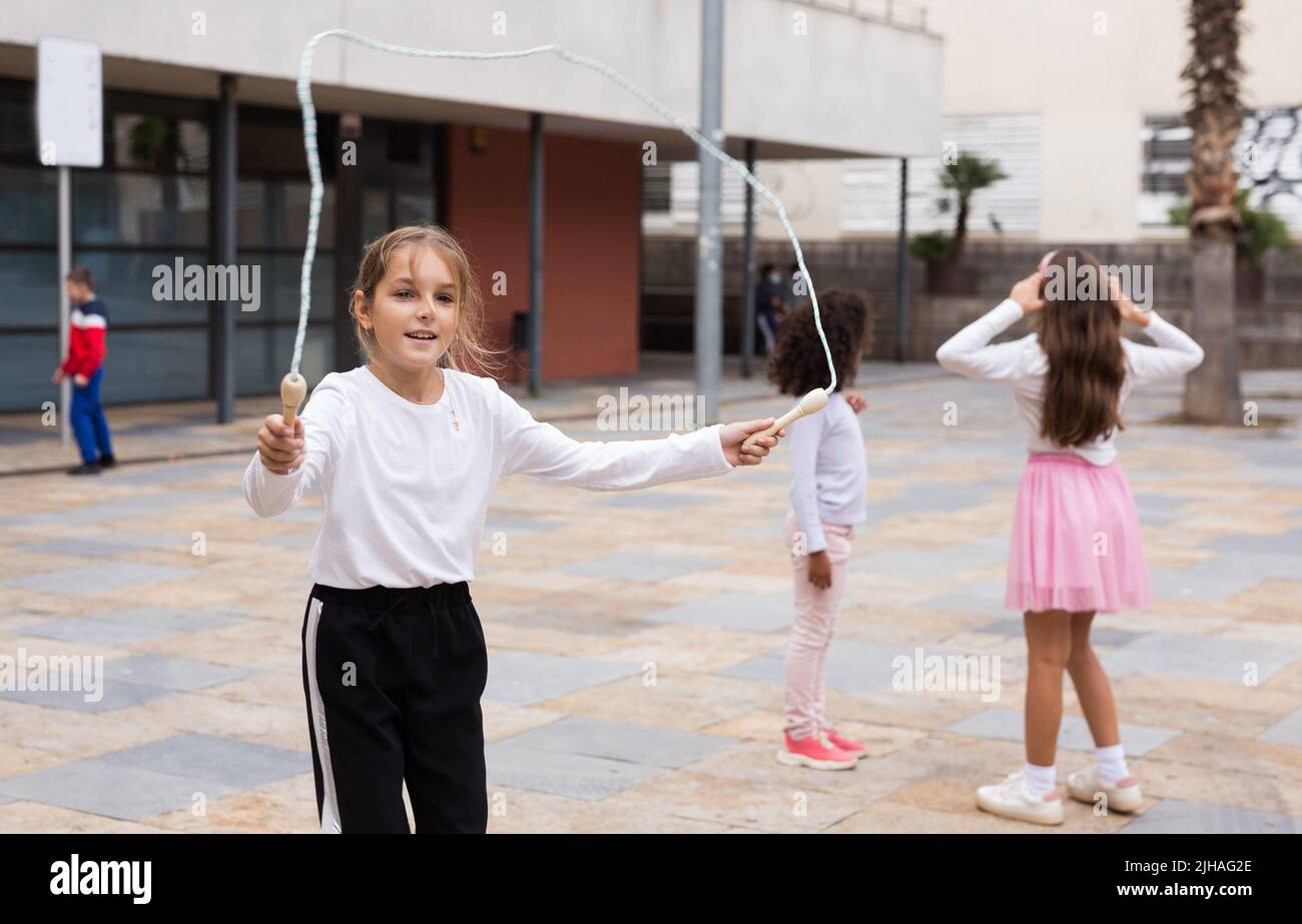 African american girl jumping rope hi-res stock photography and images ...