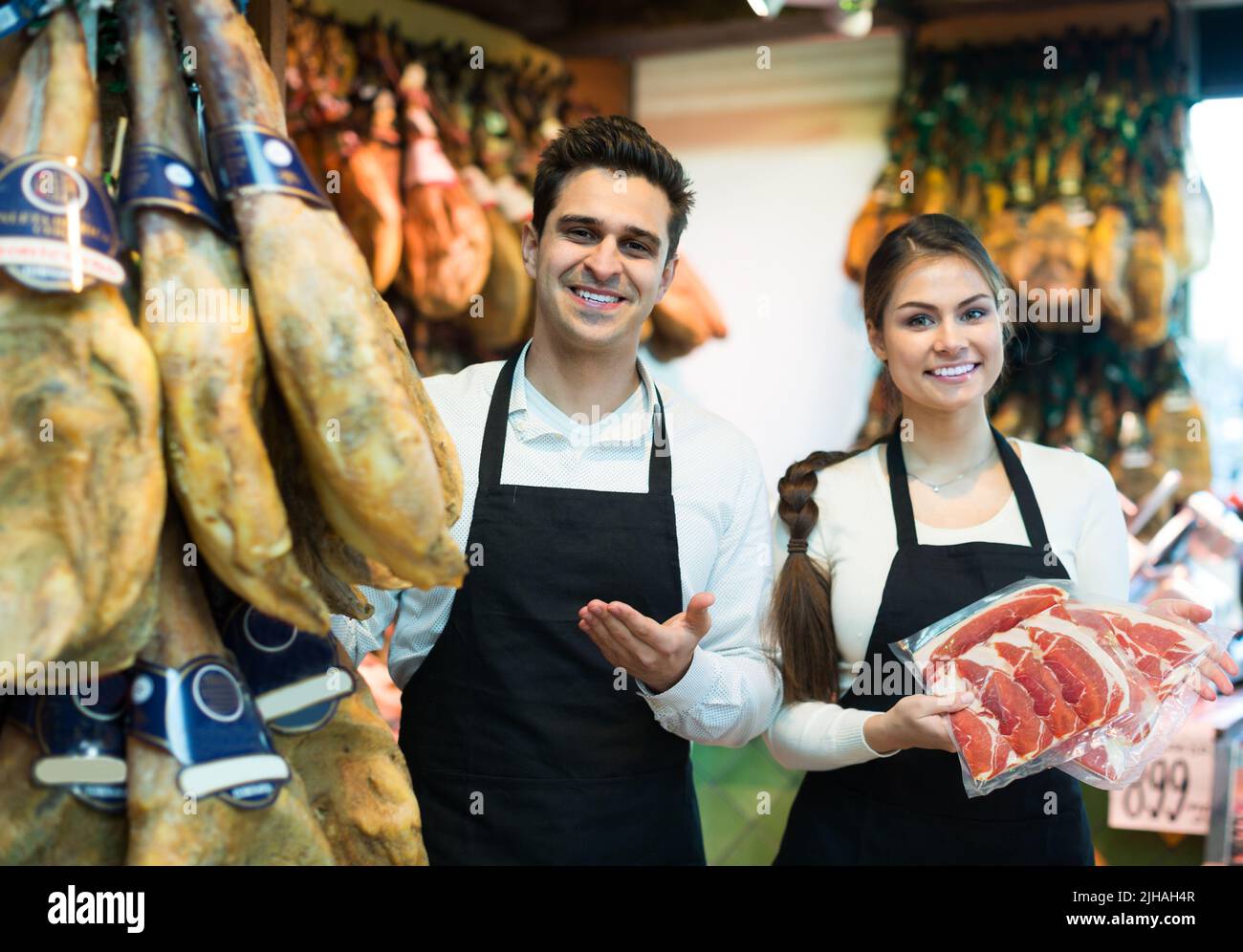 Selling smoked ham market hi-res stock photography and images - Alamy