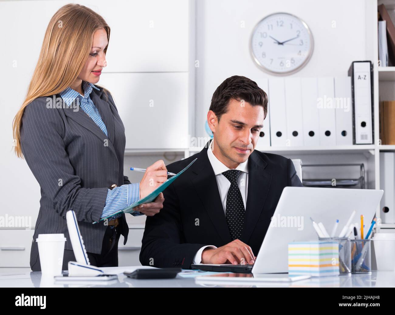 Tasks down hi-res stock photography and images - Alamy