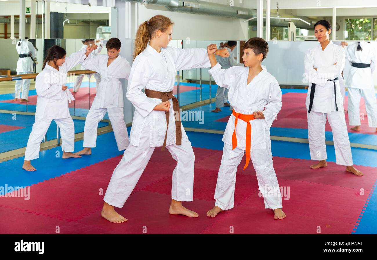 Preteen children practicing in hi-res stock photography and images - Alamy