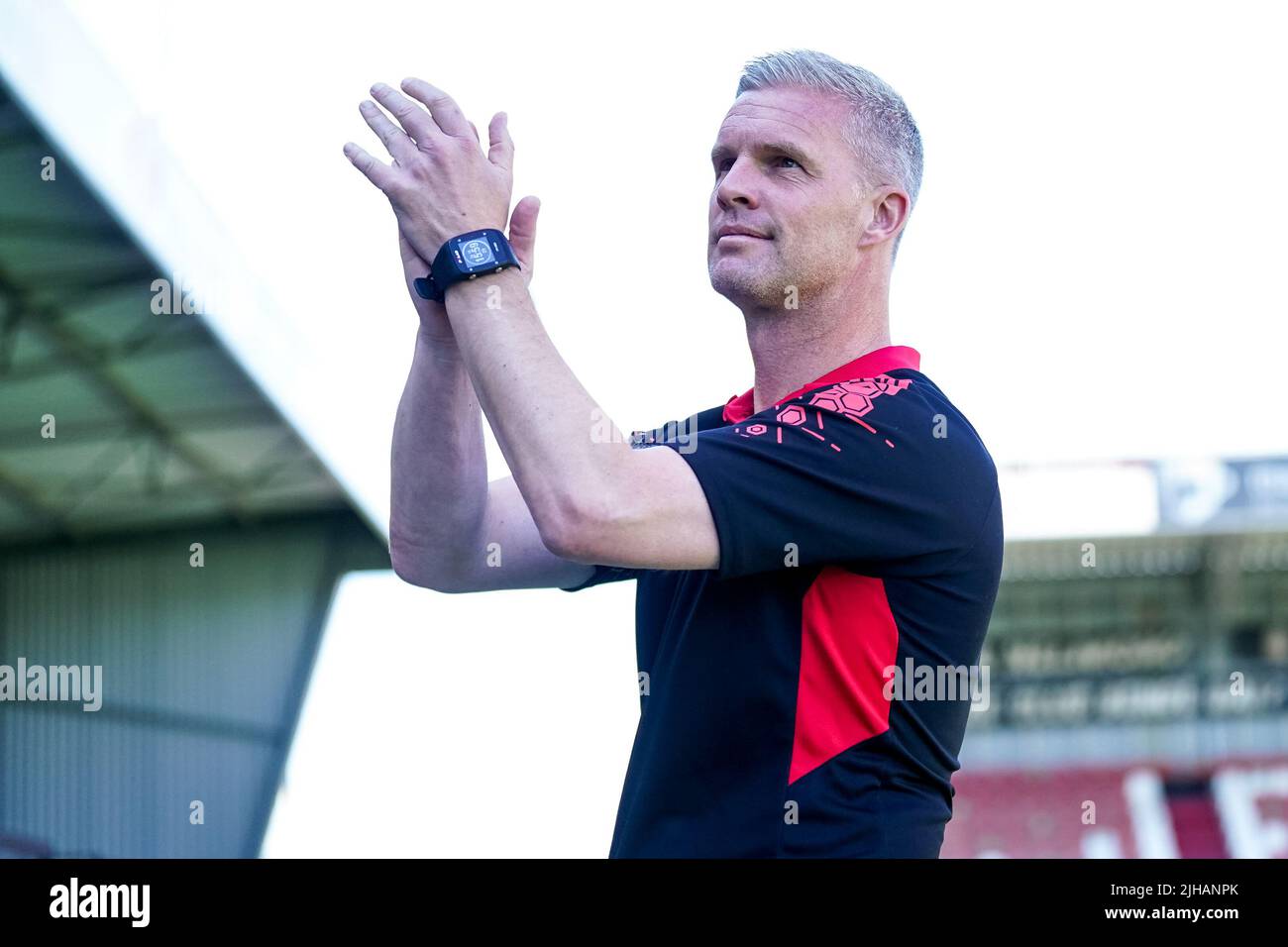 HELMOND, NETHERLANDS - JULY 16: Sven Swinnen of Helmond Sport during ...