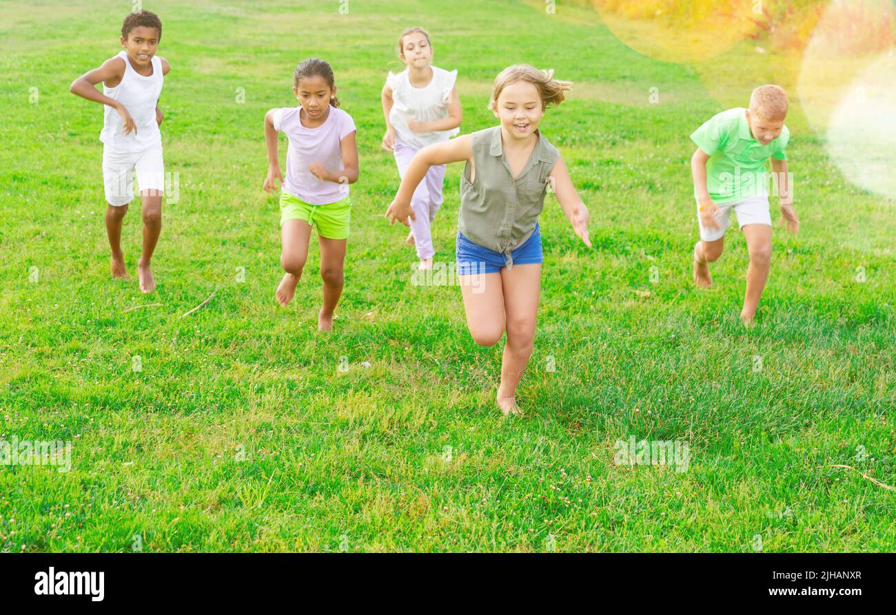 Kids in playground african american hi-res stock photography and images ...