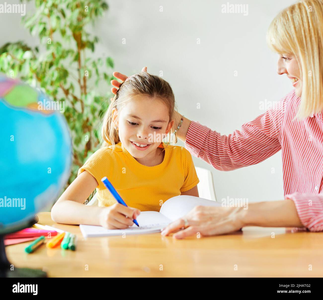 homework teaching education mother children daughter familiy childhood ...