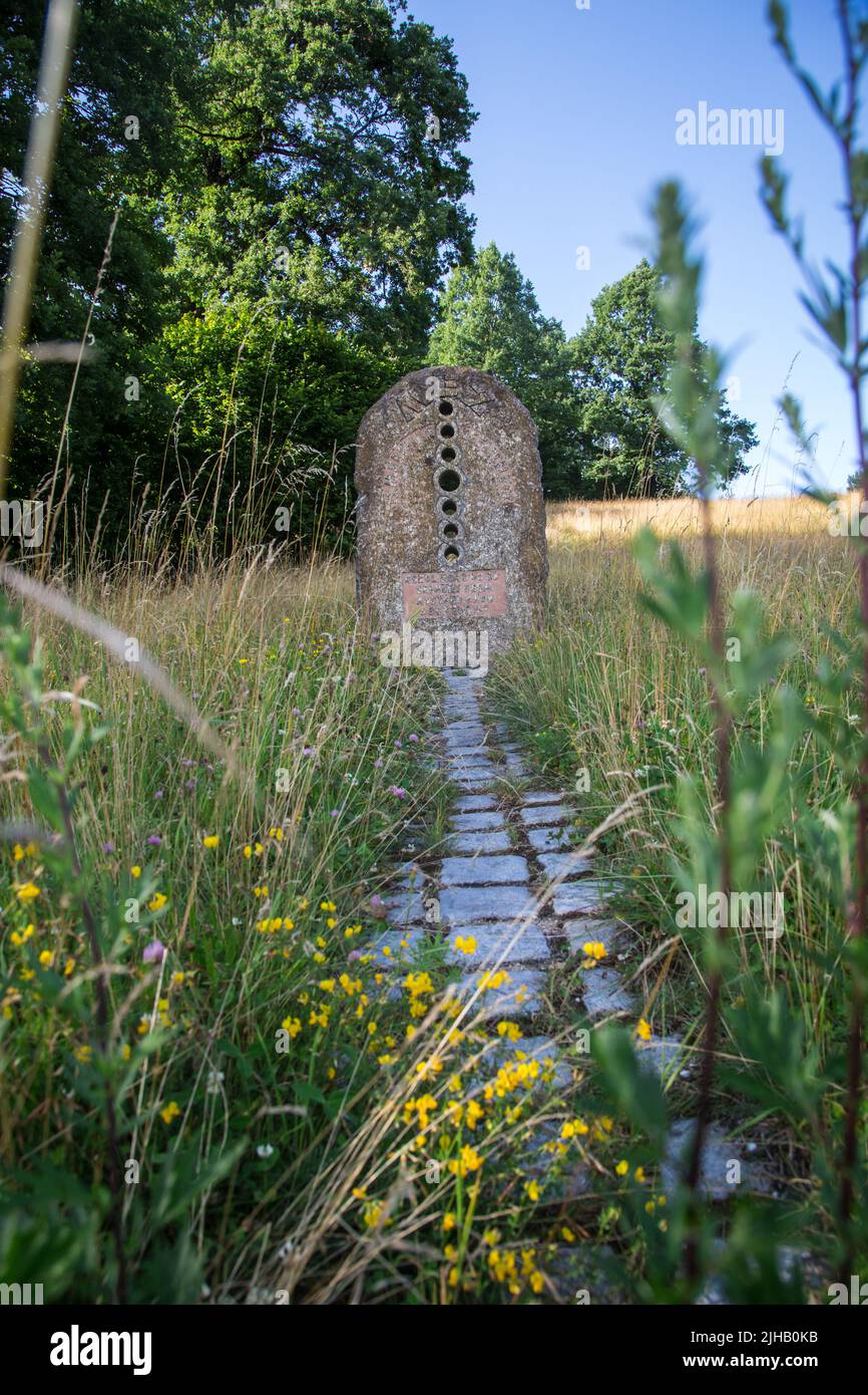 Meridianstein (Meridian stone) in Siebenlinden - Hiking in Siebenlinden ...