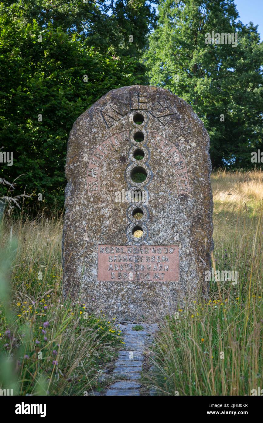 Meridianstein (Meridian stone) in Siebenlinden - Hiking in Siebenlinden ...