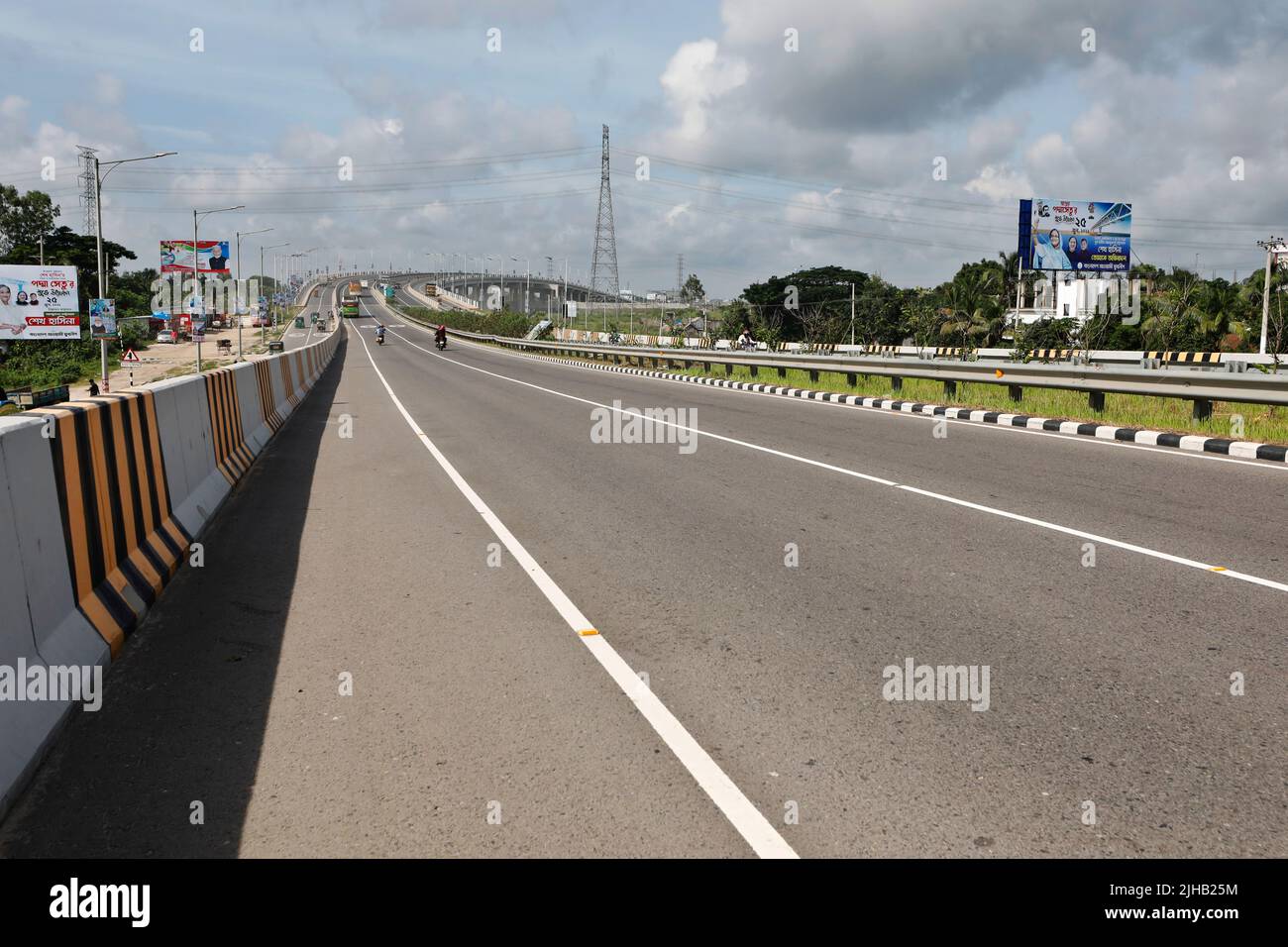 Mawa expressway bangladesh hi-res stock photography and images - Alamy